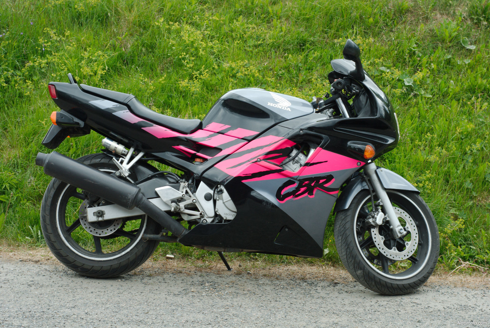 Honda CBR 600 F 600 Cm 1993 Jyv skyl Moottoripy r Nettimoto Honda CBR 600 F 600 Cm 1993 Jyv skyl Moottoripy r Nettimoto